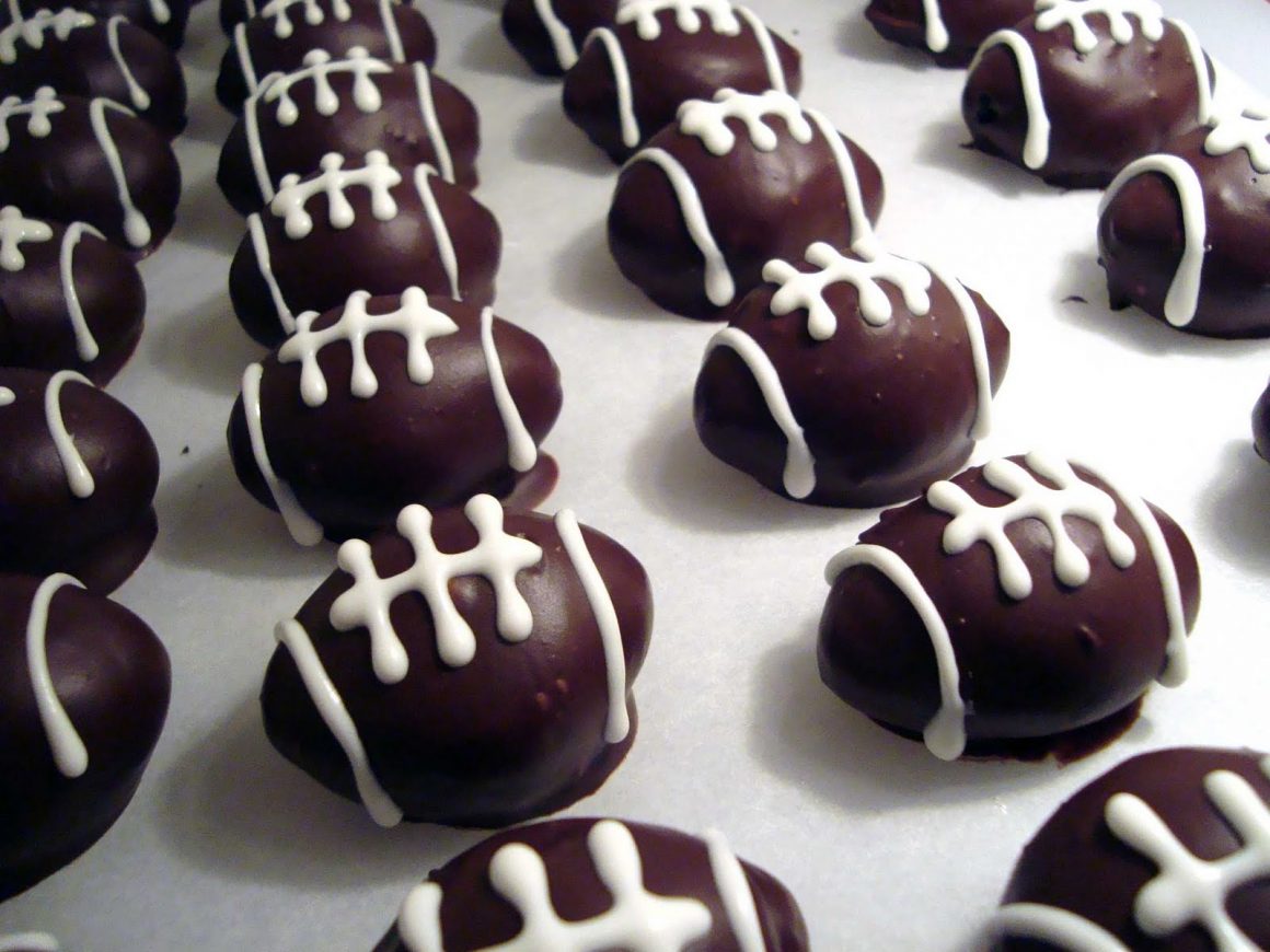 Football OREO Cookie Balls - Craftbuds