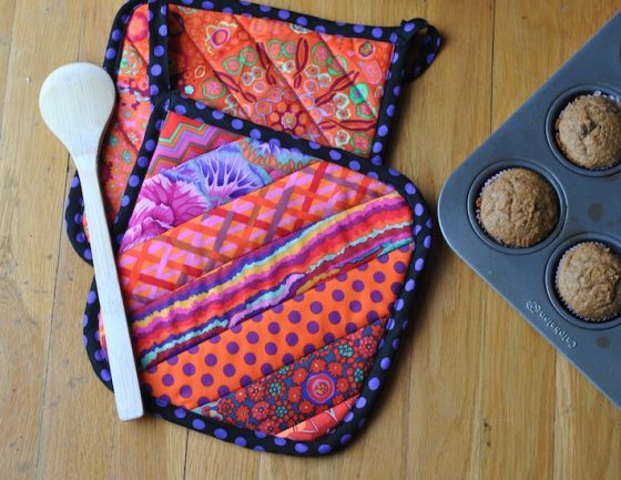 How to Make a Potholder? A Simple Step-by-Step Tutorial - Craftbuds