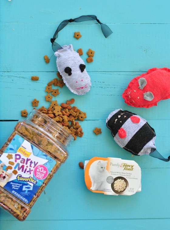 DIY Catnip Mouse: Free Cat Toy Pattern | Craft Buds