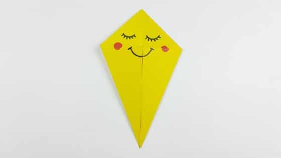 How to Make a Kite Out of Paper? Step by Step Video Tutorial - Craftbuds