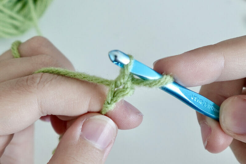 Single Crochet Stitches - My Step-by-Step Tutorial (Photos)