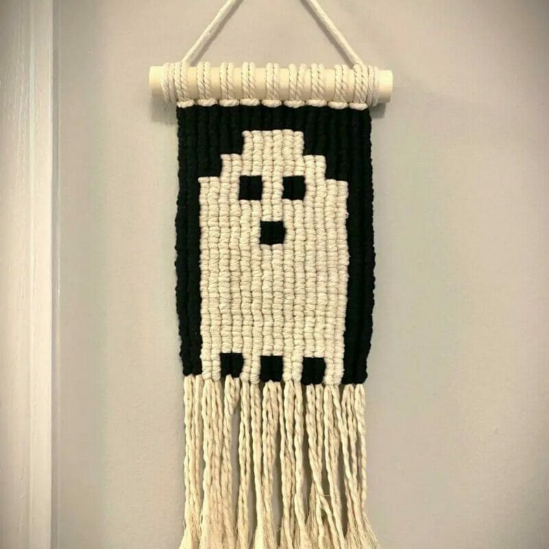 25 Free Macrame Wall Hanging Patterns & Tutorials