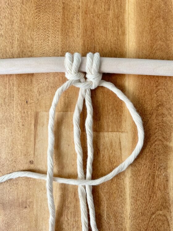 How to Macrame - Beginner's Guide to Stunning Knot Creations