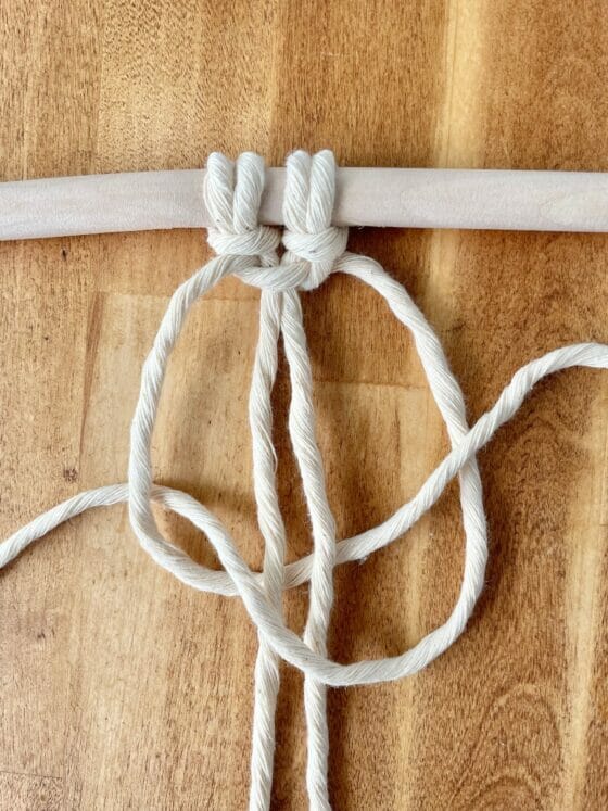 How to Macrame - Beginner's Guide to Stunning Knot Creations