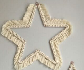 25 Free Macrame Wall Hanging Patterns & Tutorials