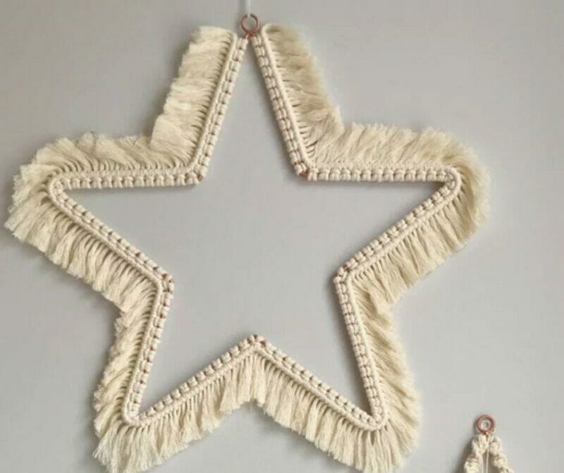 25 Free Macrame Wall Hanging Patterns & Tutorials