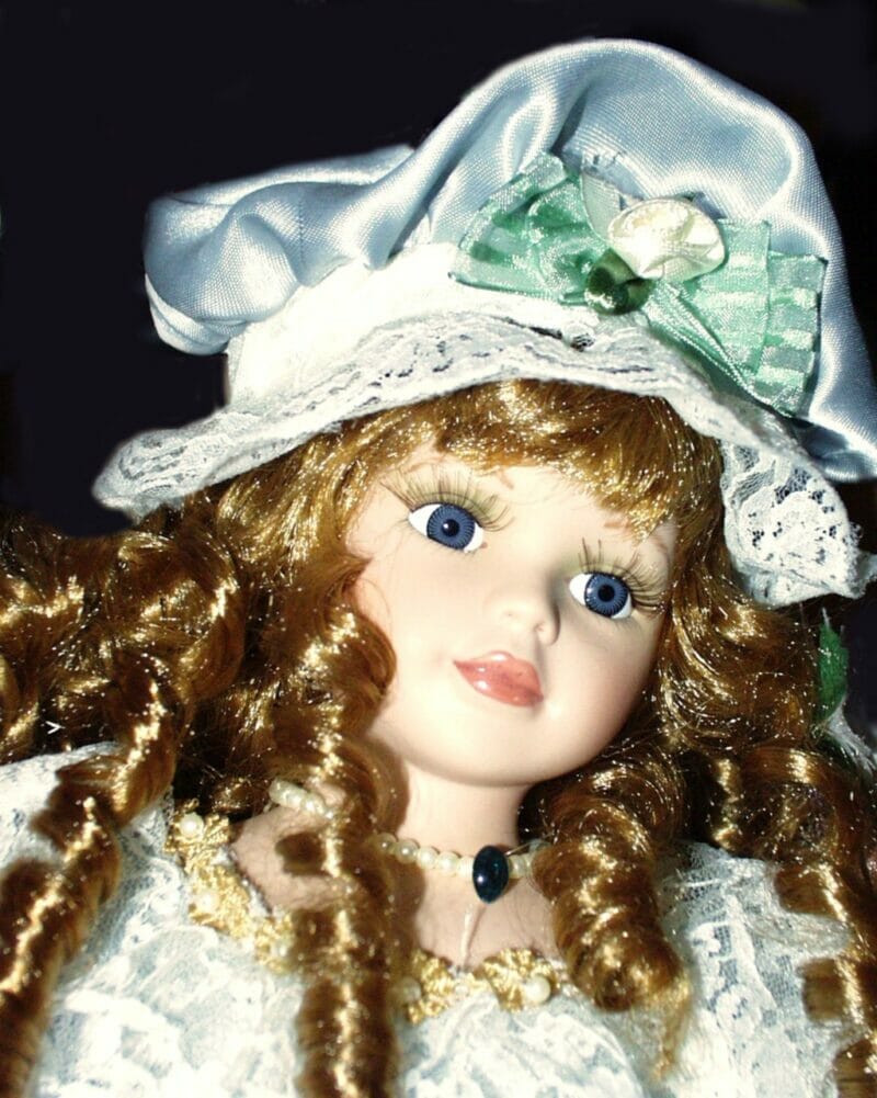 A Captivating Guide to Antique Collectable Porcelain Dolls