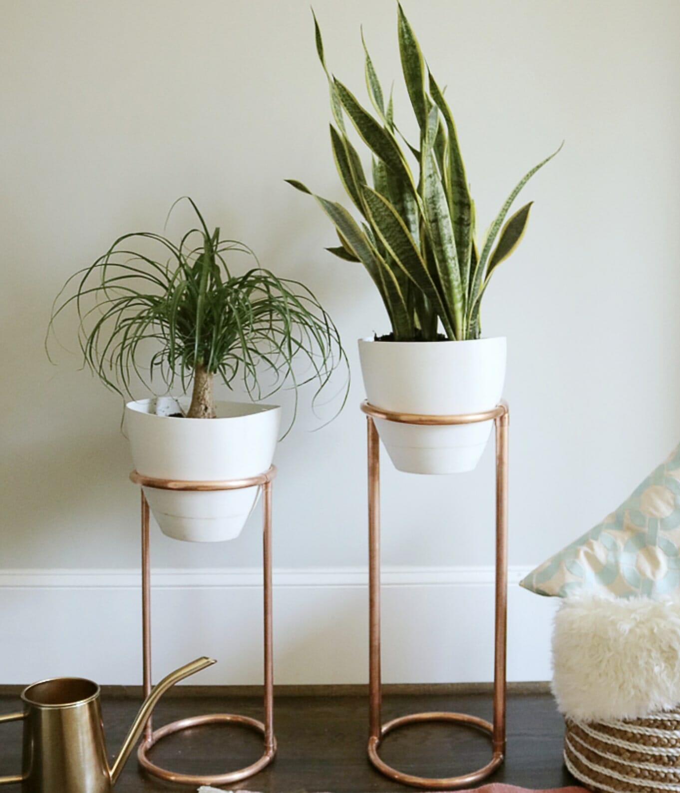 25 Free DIY Plant Stand Plans & Building Tutorials