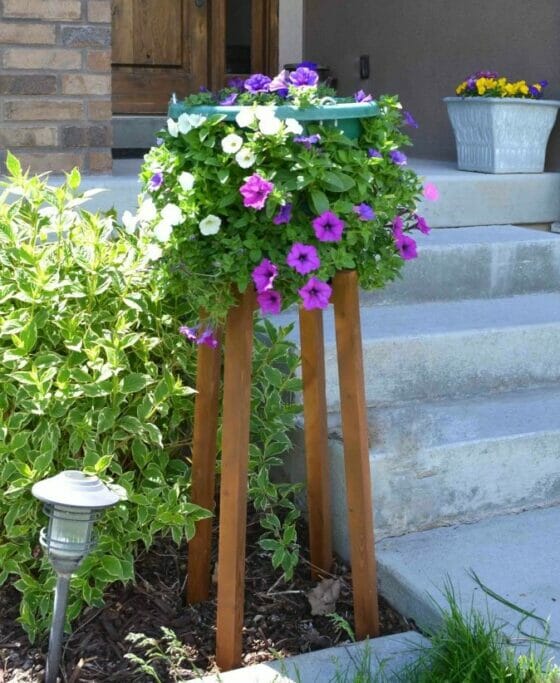 25 Free DIY Plant Stand Plans & Building Tutorials
